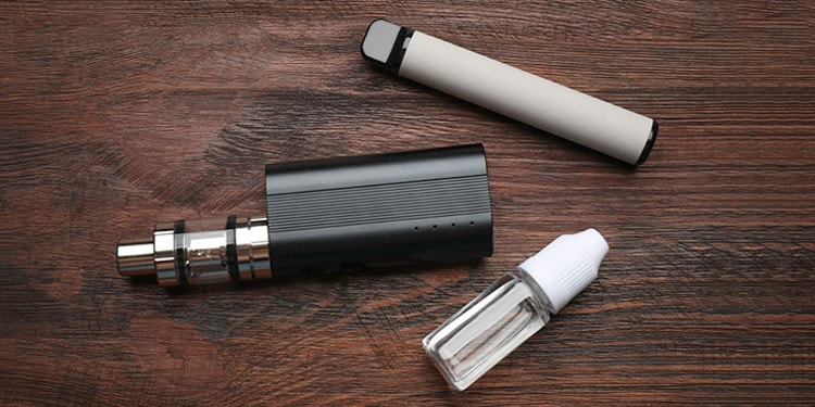 Disposable or Reusable Vapes? Weighing the Pros and Cons • VAPEAST