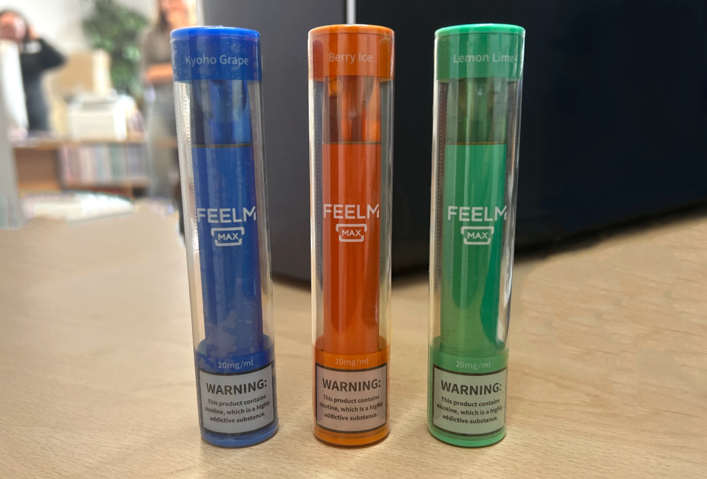 FEELM Max Disposable Vape Review • VAPEAST